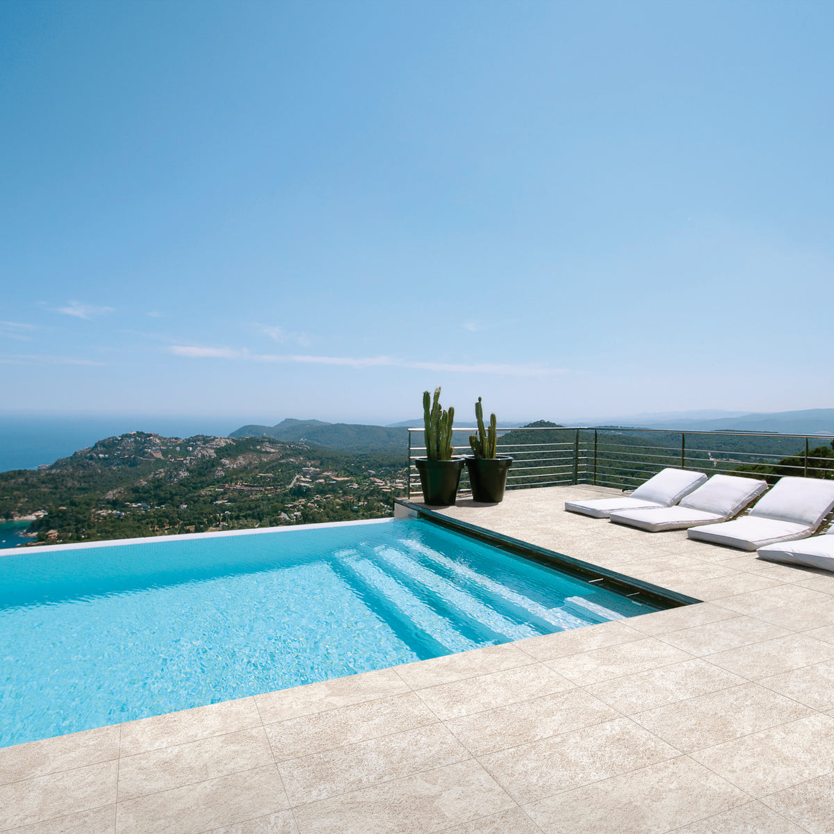 Carrelage Piscine Effet Pierre 30x60 Massif Central R11 – Allocarrelage